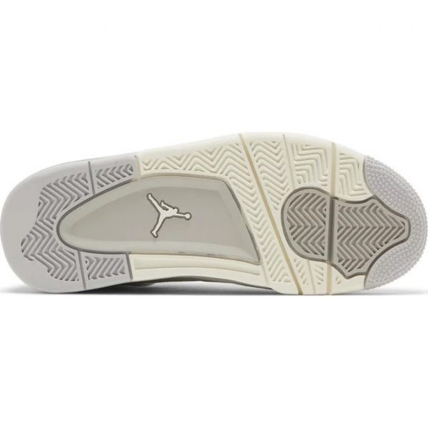 Кроссовки Nike Air Jordan 4 Retro Frozen Moments купить в Москве
