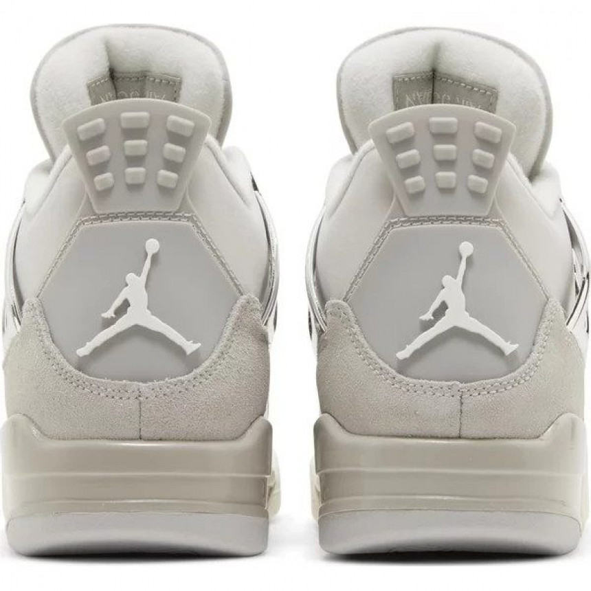 Кроссовки Nike Air Jordan 4 Retro Frozen Moments купить в Москве
