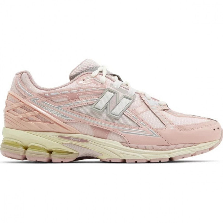 Кроссовки NEW BALANCE 1906U LUNAR NEW YEAR-SHELL PINK купить в Москве