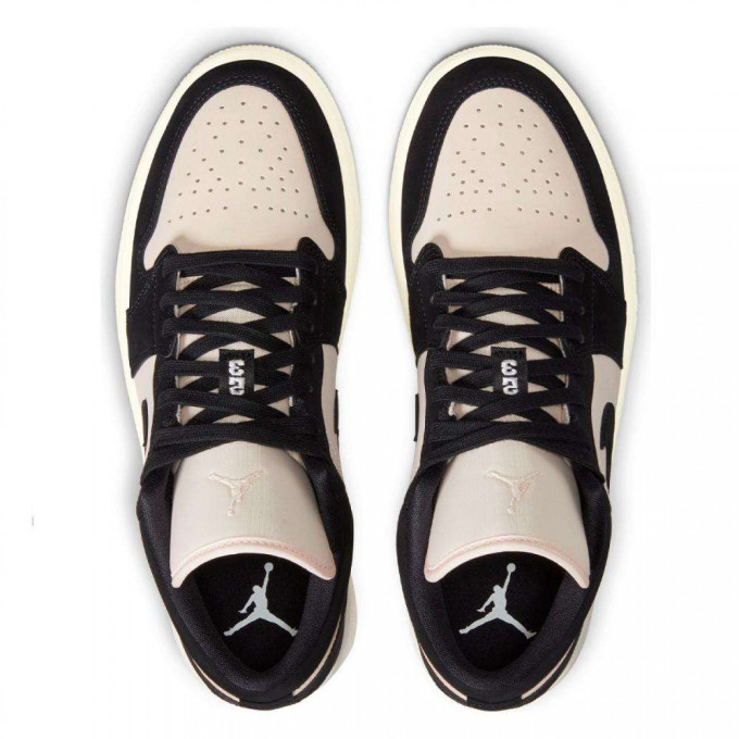 Кроссовки Nike Air Jordan 1 Low WMNS Black Guava Ice